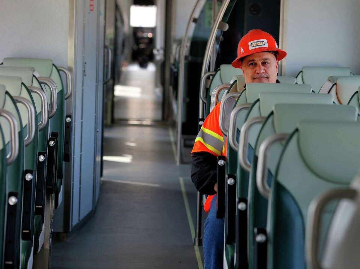 SMART trains en route to North Bay; line to open in 2016