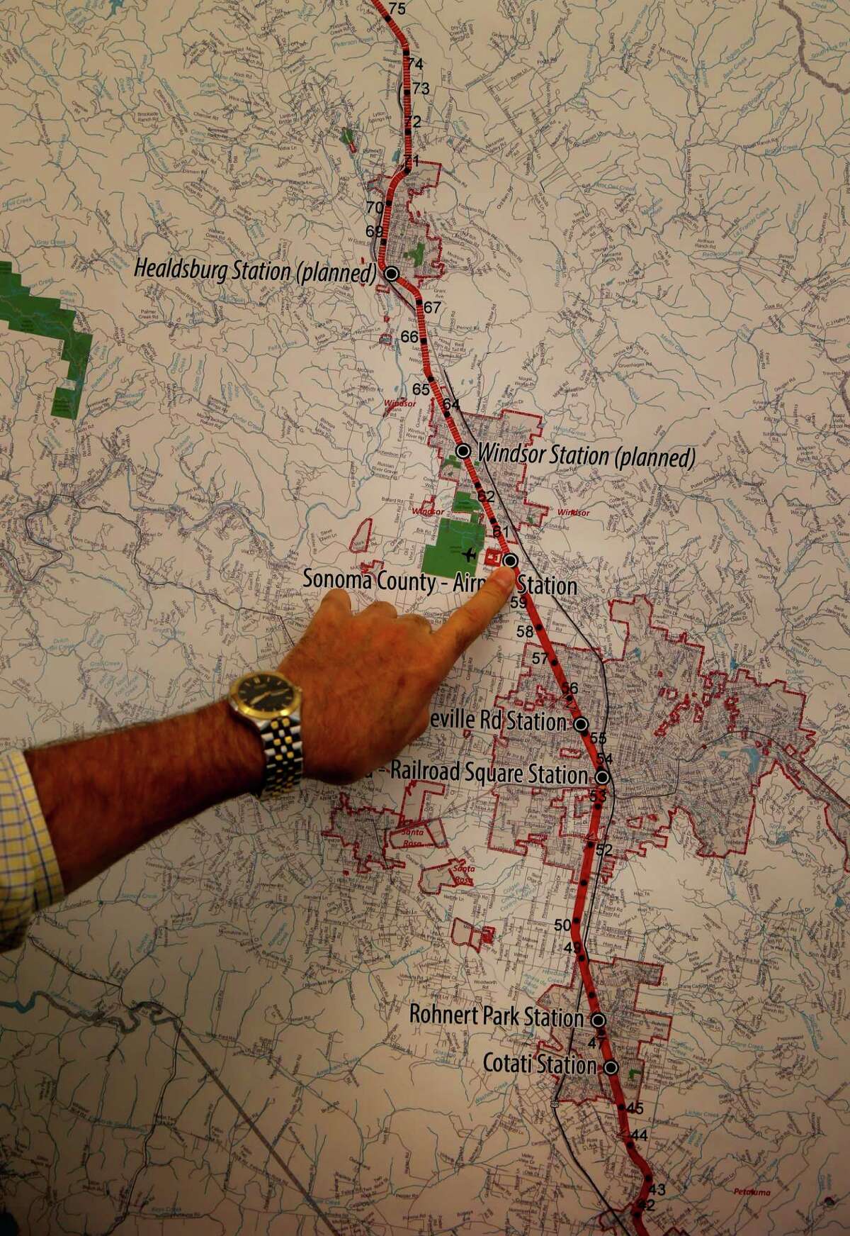 SMART trains en route to North Bay; line to open in 2016