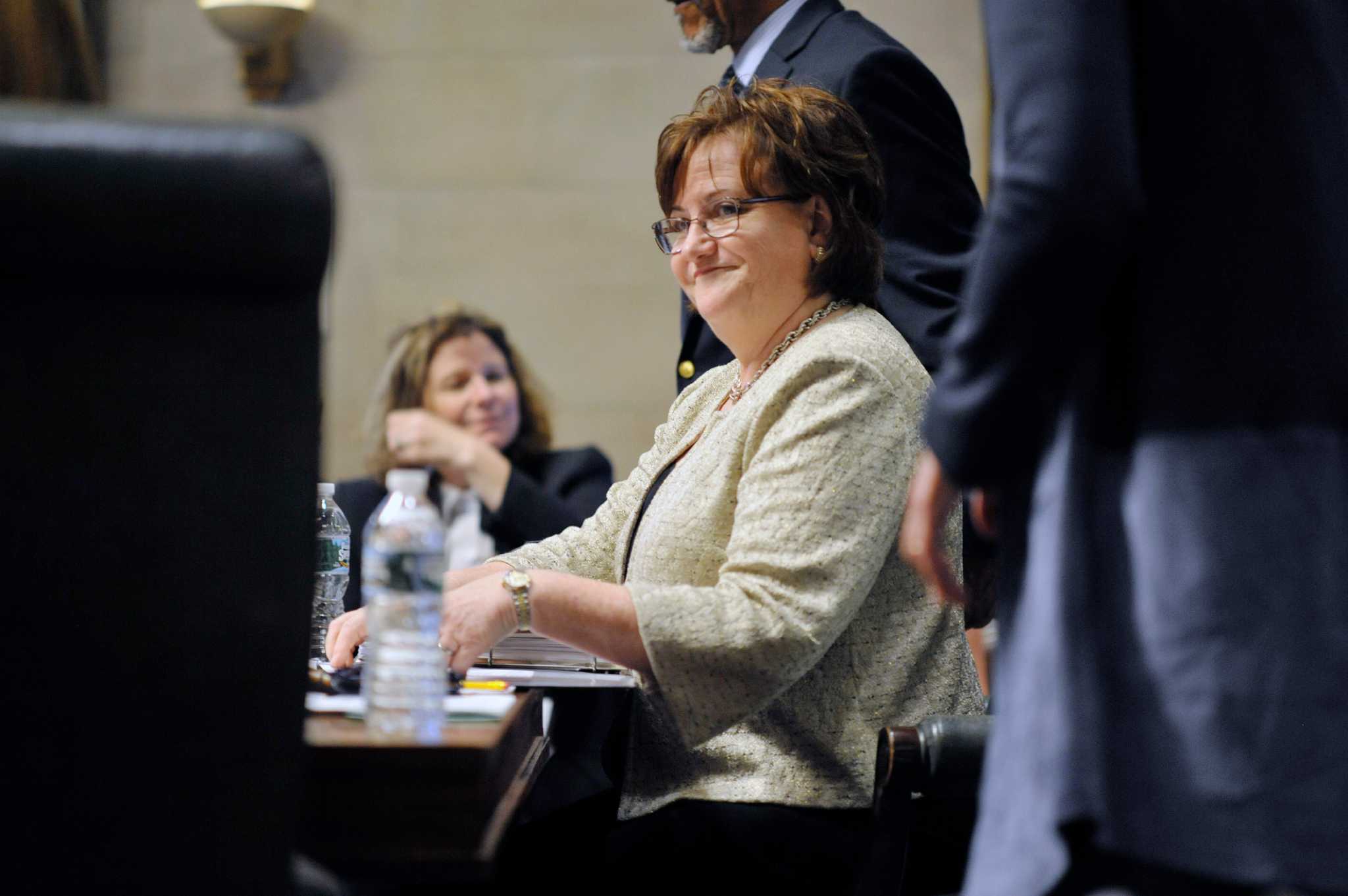 Elia says her opt-out strategy 'not a threat'