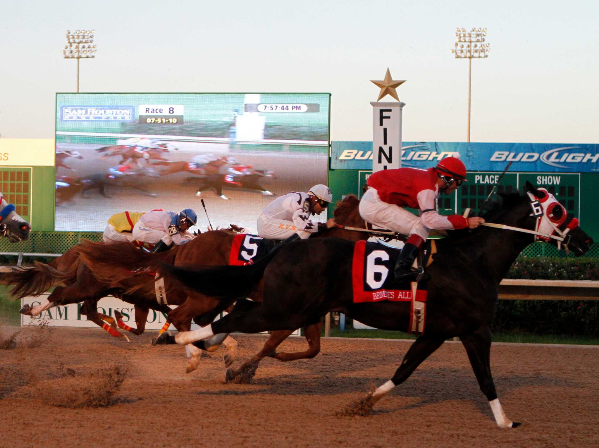 Horse racing stops in Texas -- at least for now