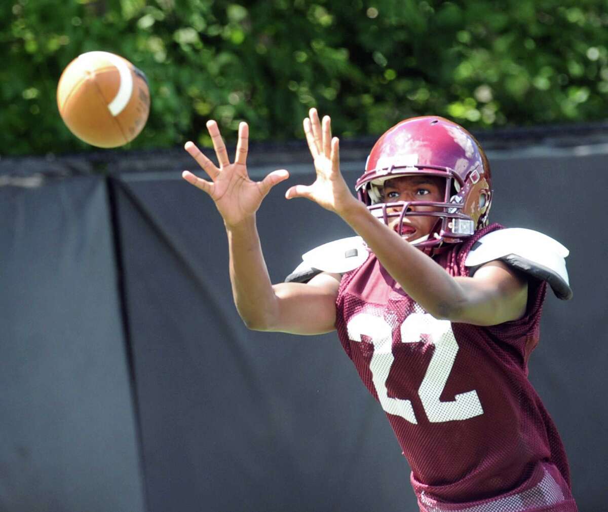 Veteran St. Luke’s football team has eyes on FAA crown