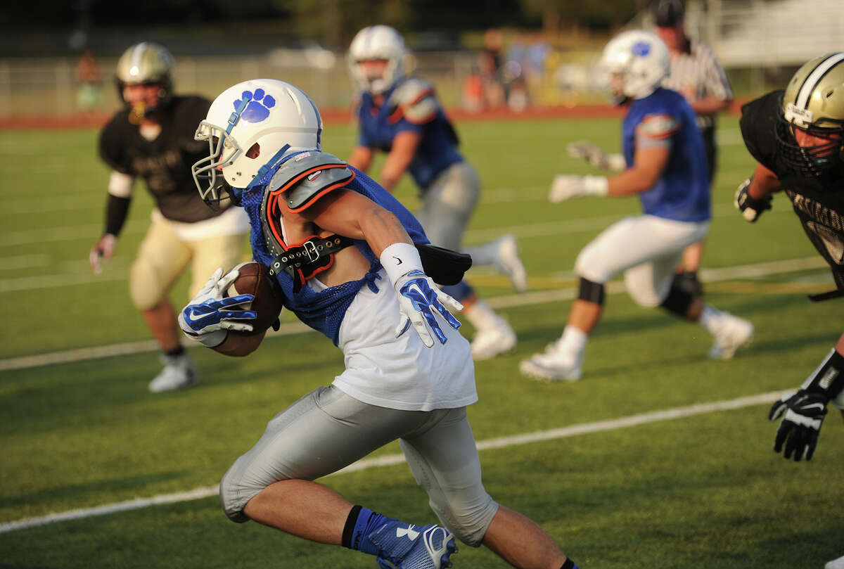 Trumbull football team looking to turn things around
