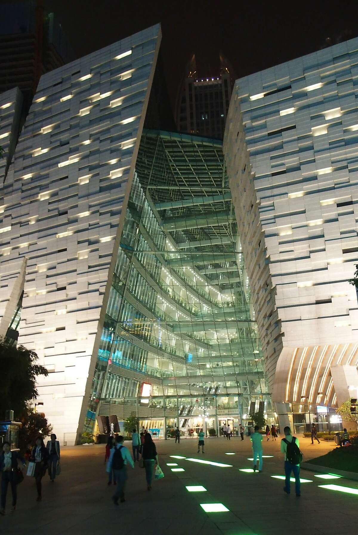 Little-known Guangzhou balances China’s past and future