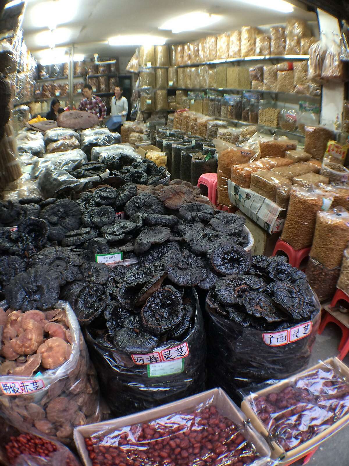 Little-known Guangzhou balances China’s past and future