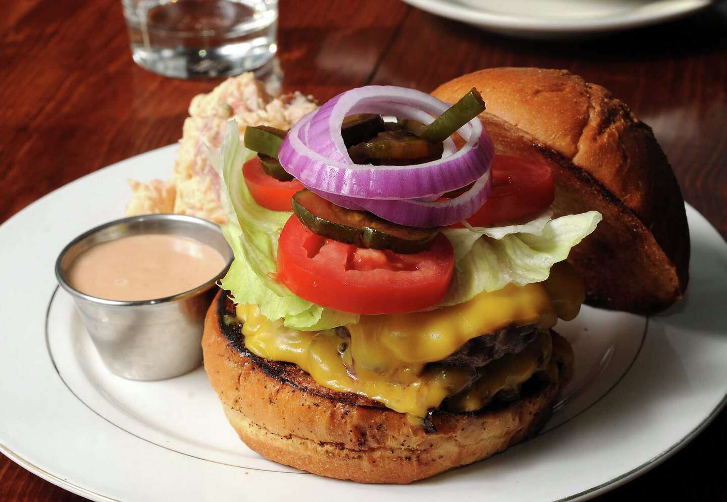 Sherlock's Pub closes longtime Westheimer location