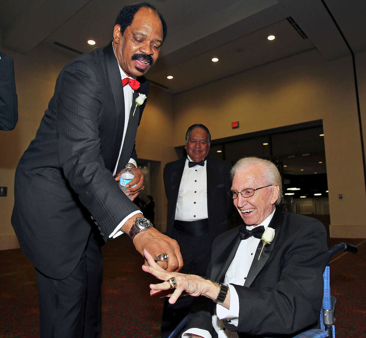 ‘Gentle giant’ Gilmore was force with Spurs