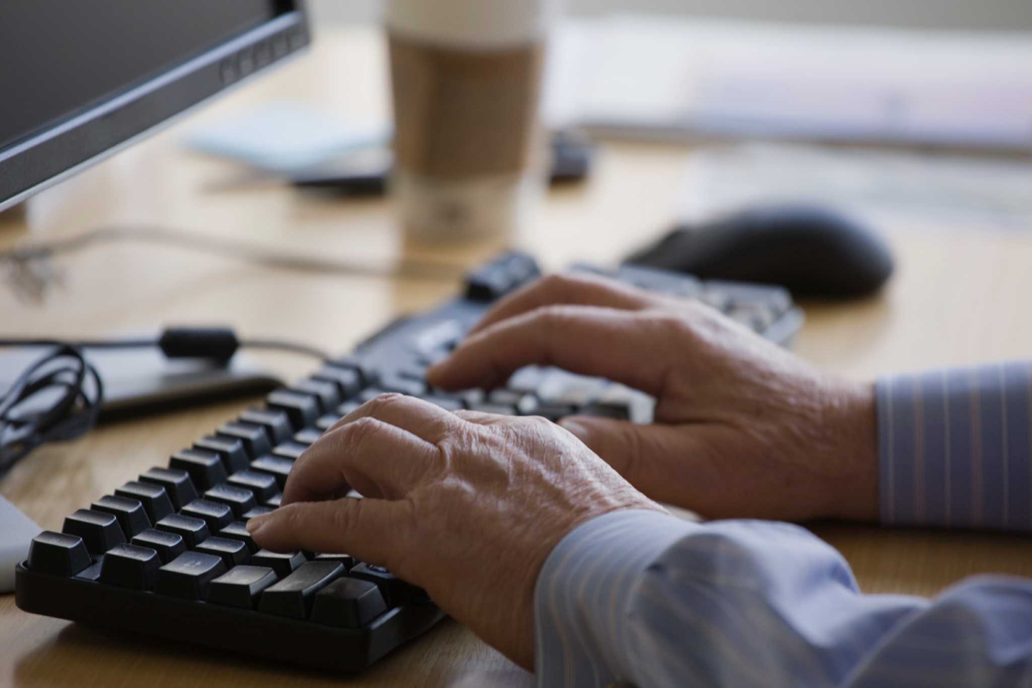 Fidgeting just as effective as standing desks, study says