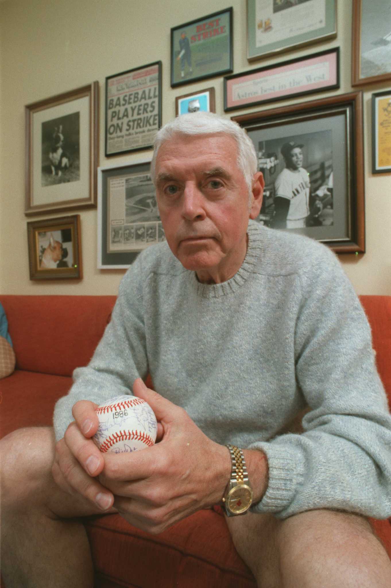 Longtime Astros broadcaster Elston dies at 93