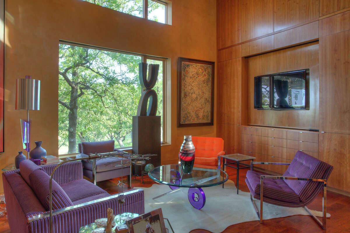 Wal-Mart family's 1,460-acre Rocking W. Ranch near Fort Worth sold to ...