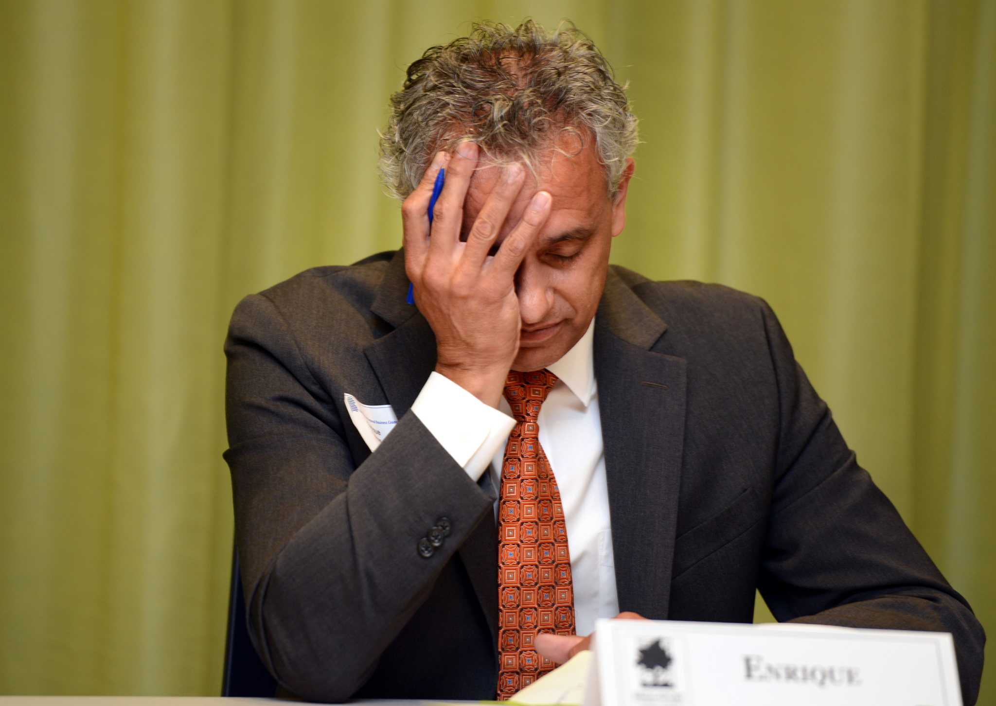 Finch defends development efforts in debate