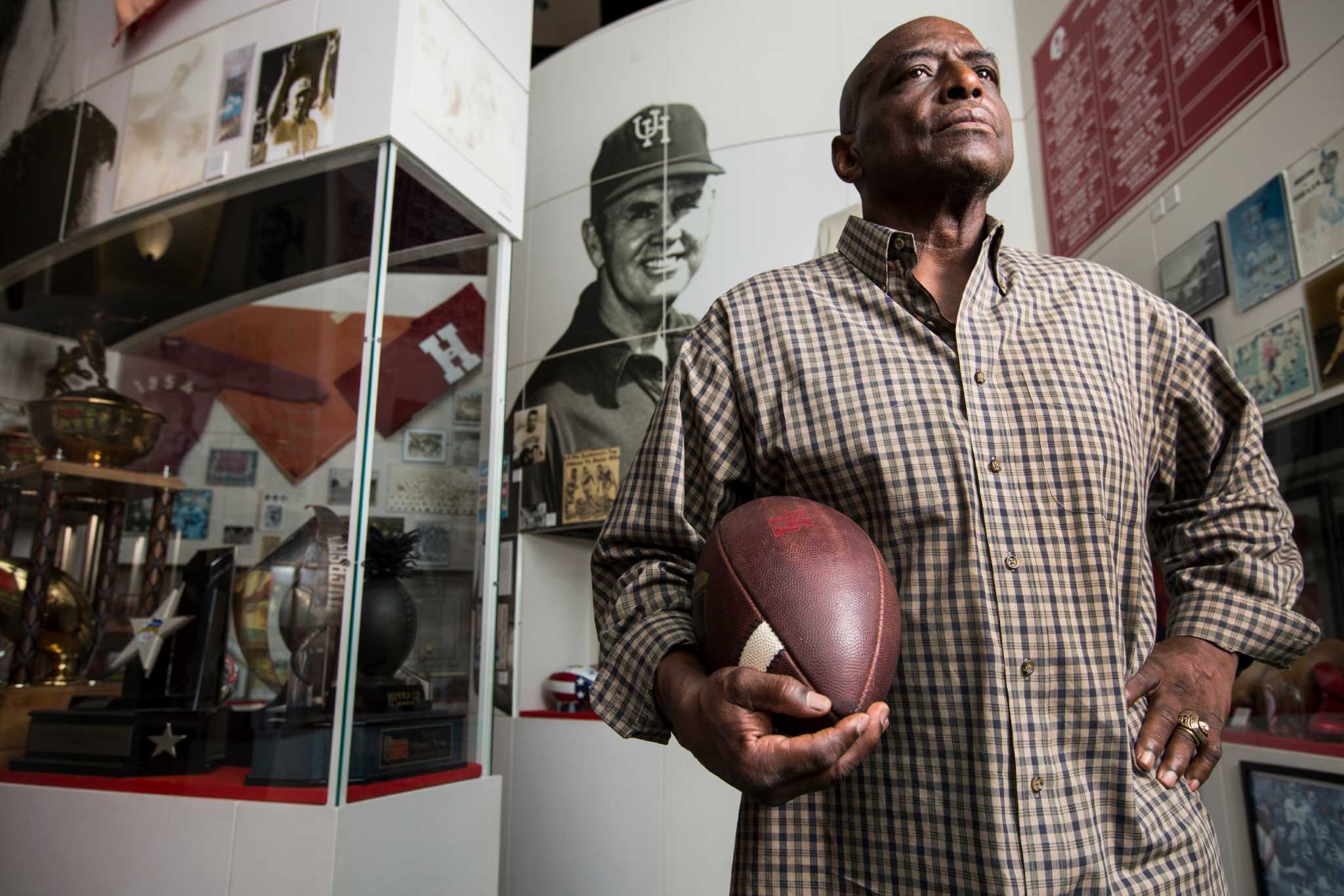 Groundbreaking McVea carried more than ball for UH