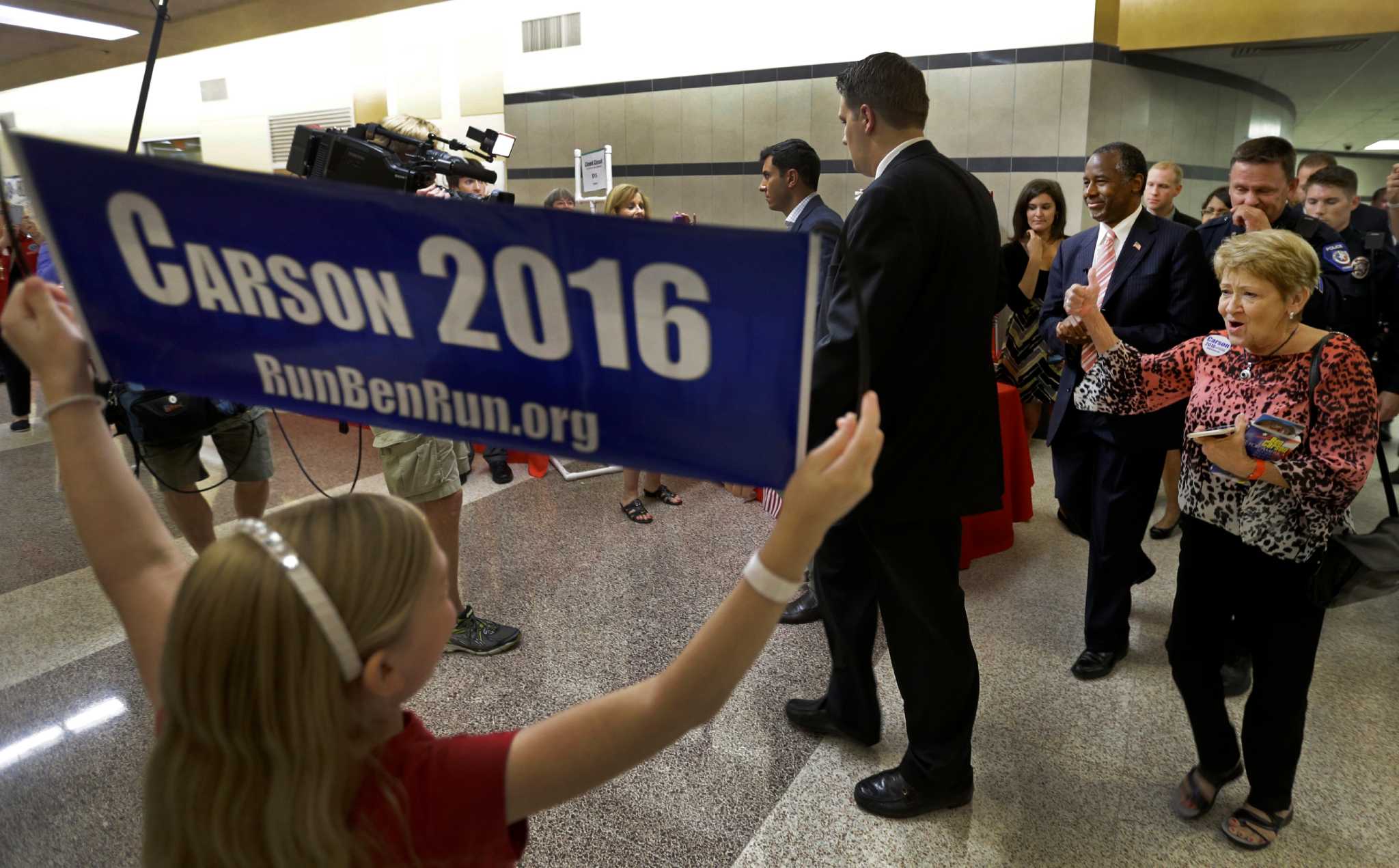 Presidential hopeful Carson brings campaign to Conroe