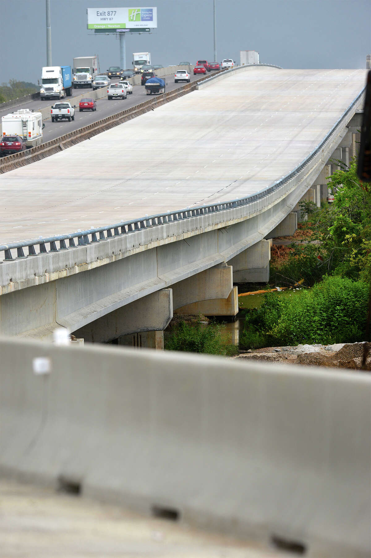 Traffic anticipated ahead of Purple Heart Bridge lane switchover