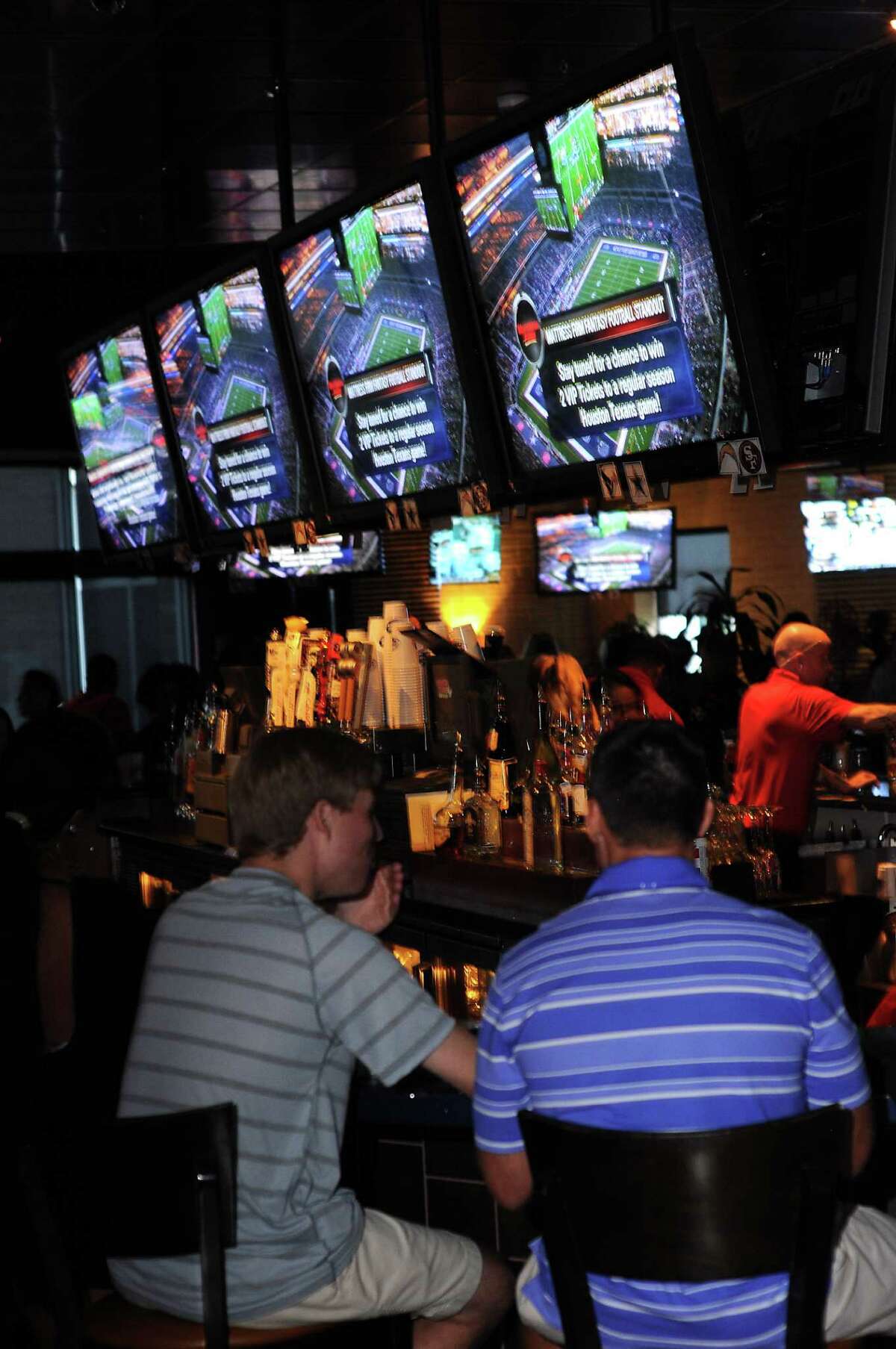 Bars show team spirit