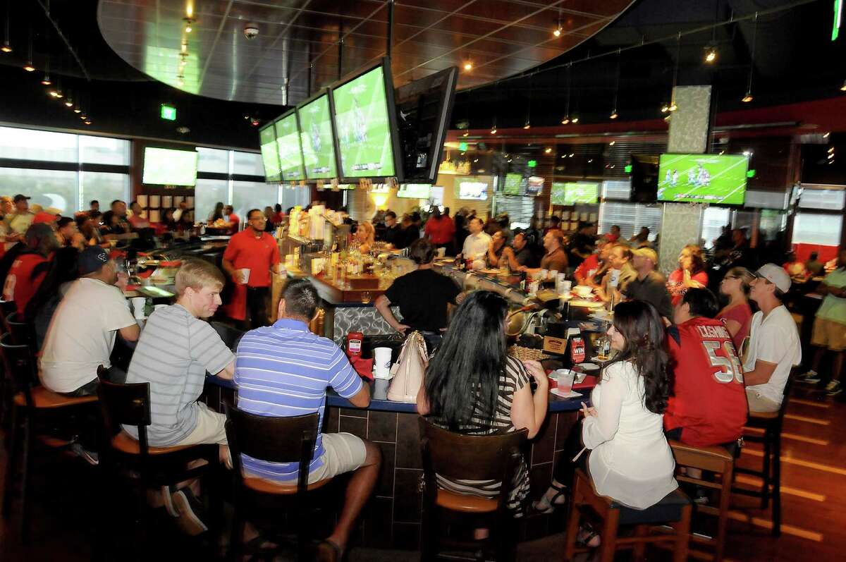 Bars show team spirit