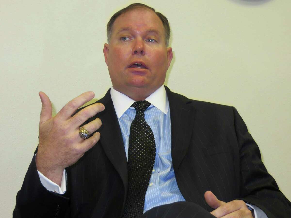 Seguin ISD superintendent’s key hires include his wife