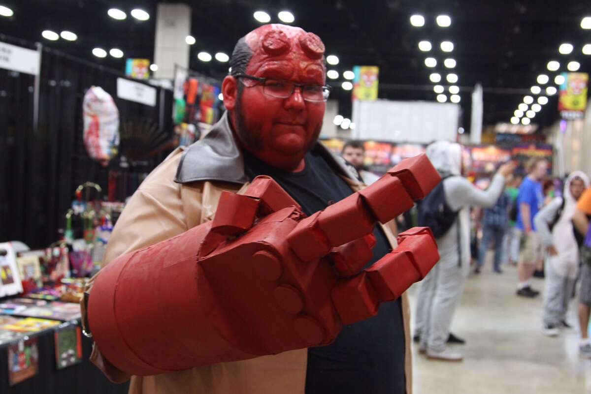Photographer snaps photo of ‘Han Cholo,’ ‘Loca Leia’ in ‘Star Wars ...
