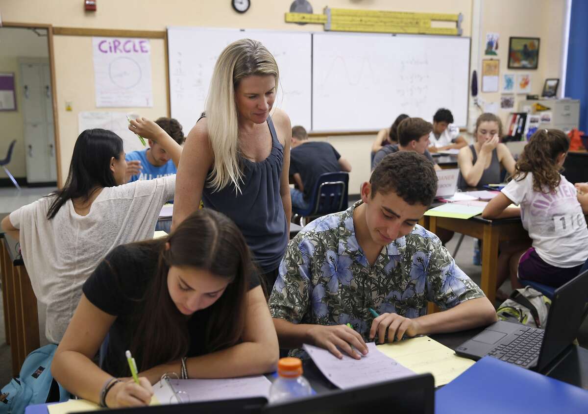 Test scores reflect familiar wealth gap among school districts
