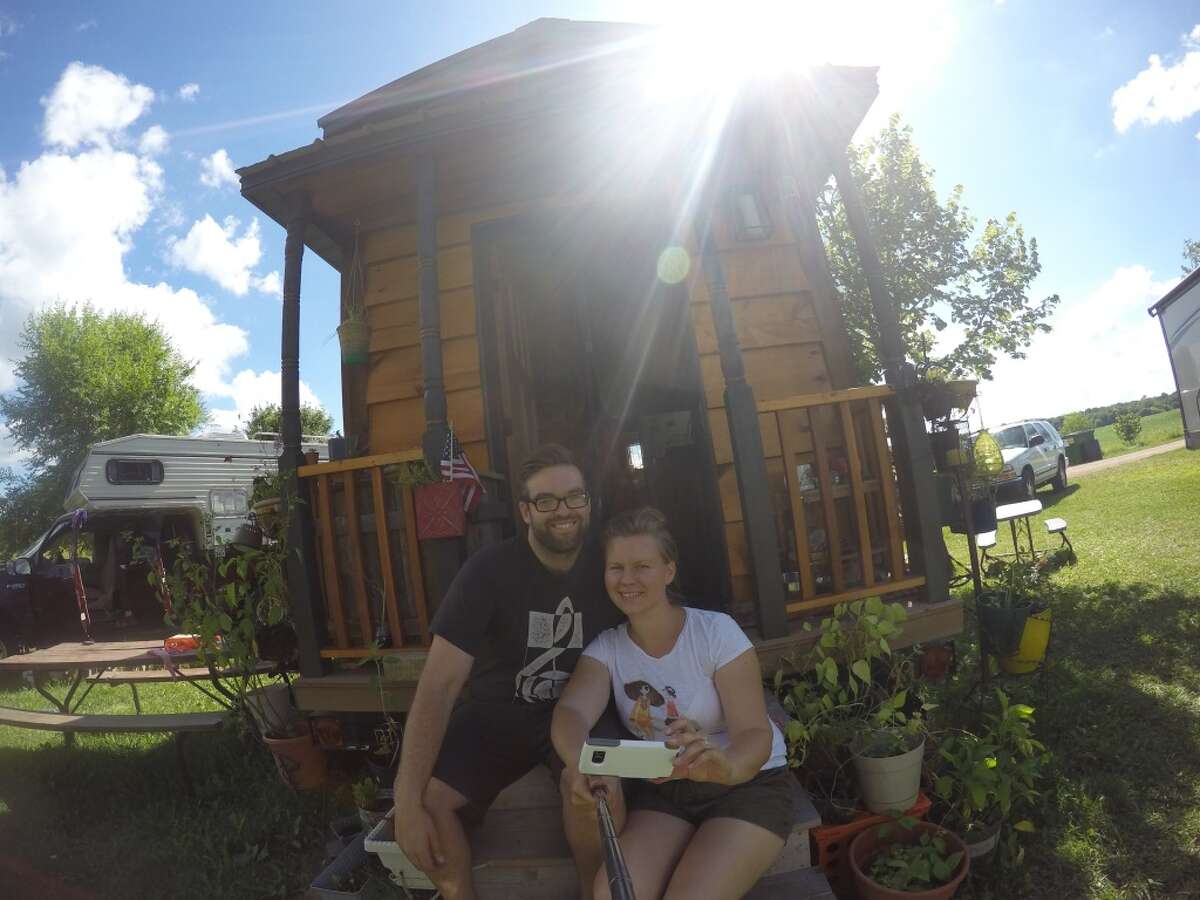 Bay Area couple finds affordable living with 162-square-foot tiny house