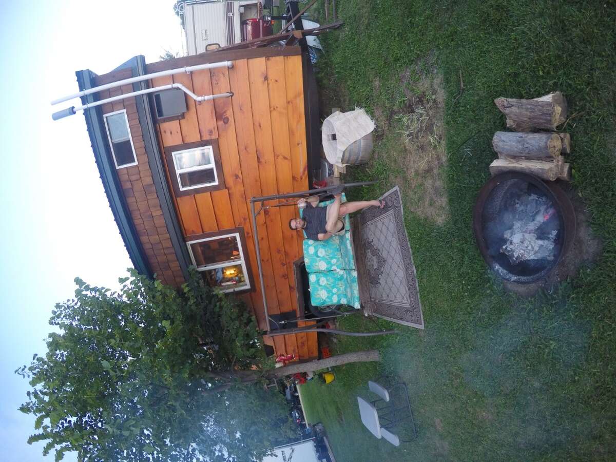 Bay Area couple finds affordable living with 162-square-foot tiny house