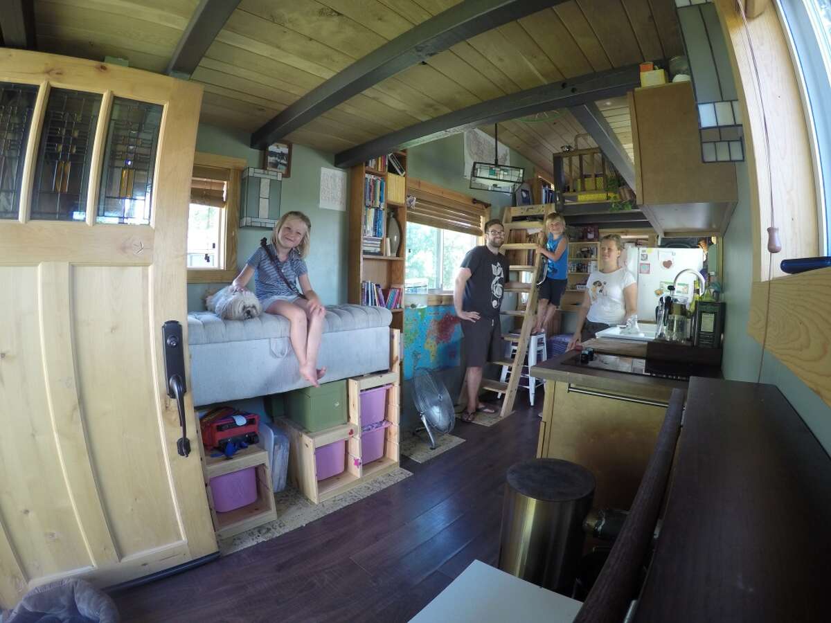 Bay Area couple finds affordable living with 162-square-foot tiny house