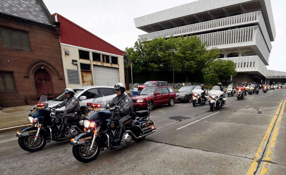 Motorcycles leave State Museum for 9/11 ride