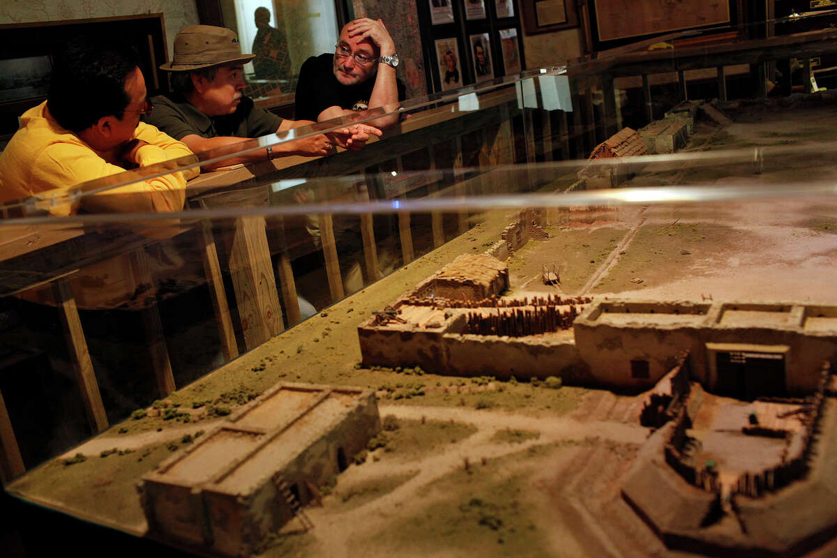 ‘Museum scale’ Alamo diorama is 1,800 miles away