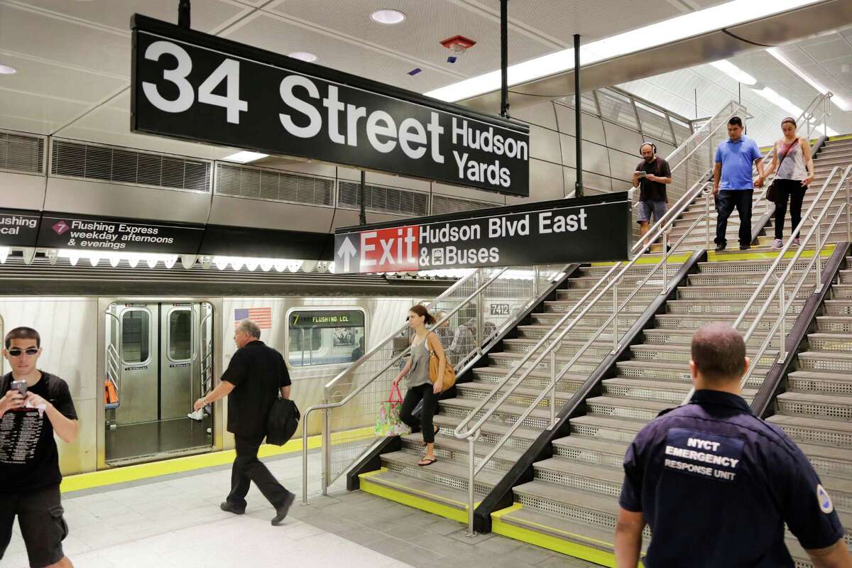 New subway extension opens