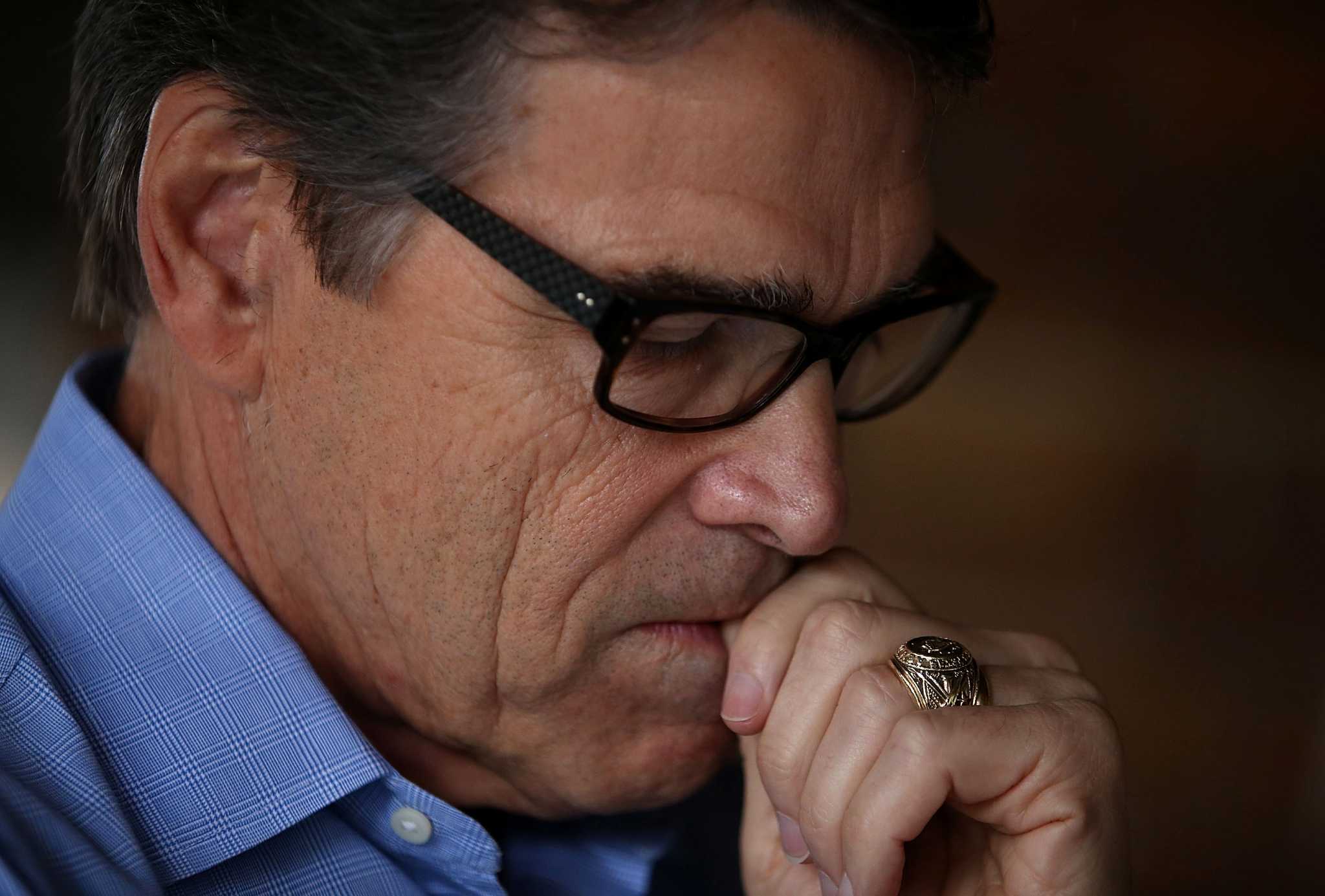 Reports: Perry super PACs return millions