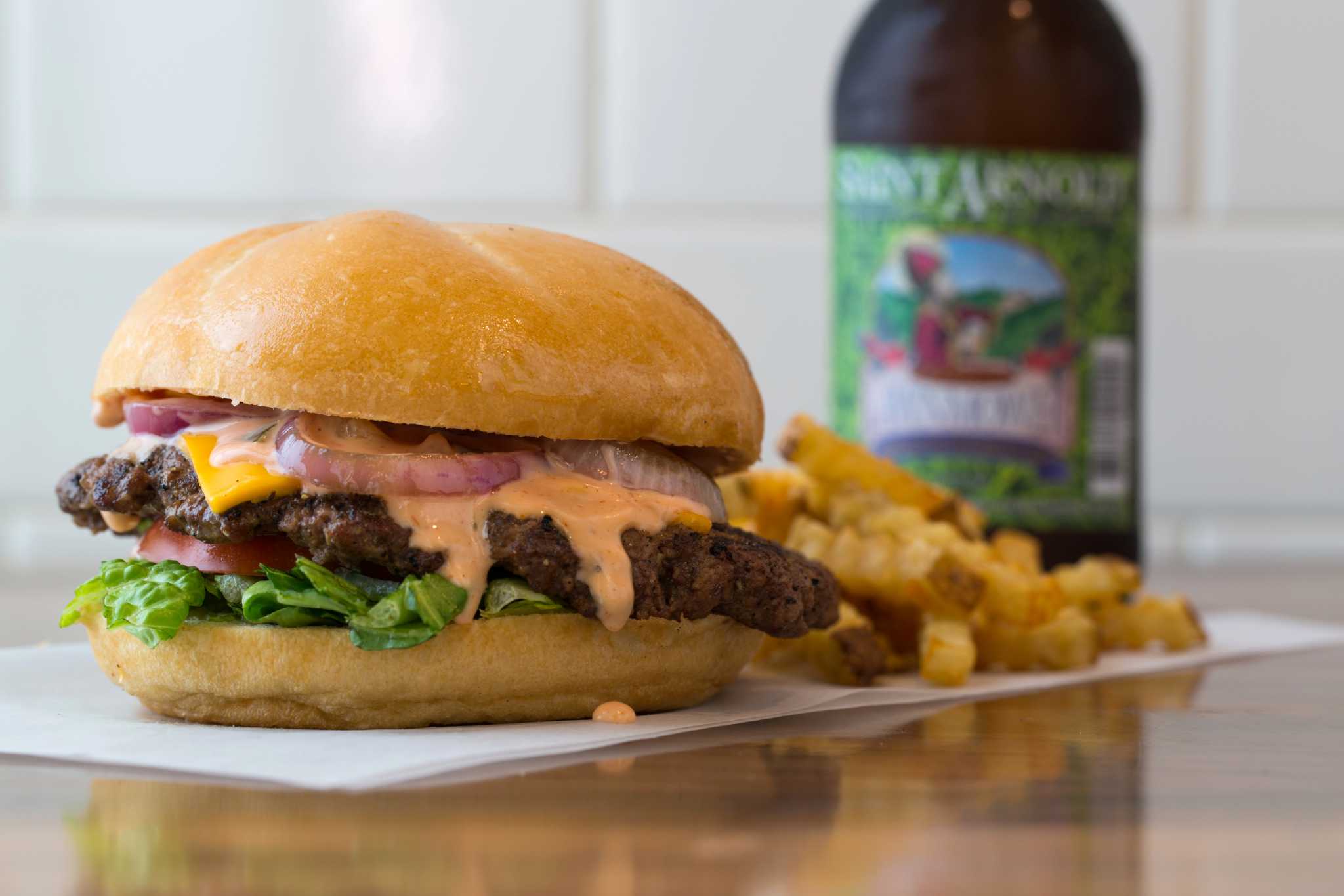 Jerry Built Burgers opens May 30 in Memorial City