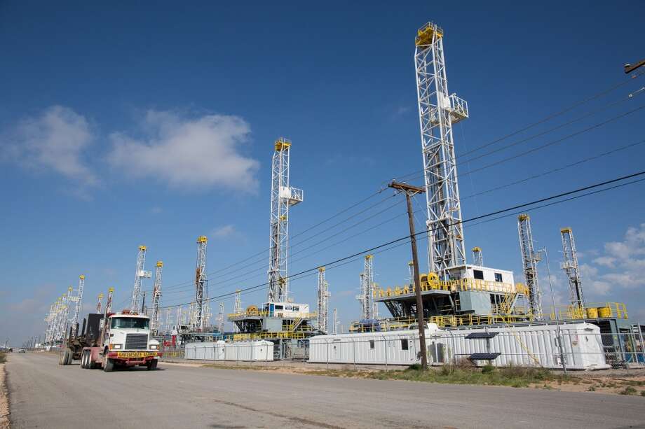 Helmerich & Payne decomissions 37 drilling rigs, lays off 2,800 people - Houston Chronicle