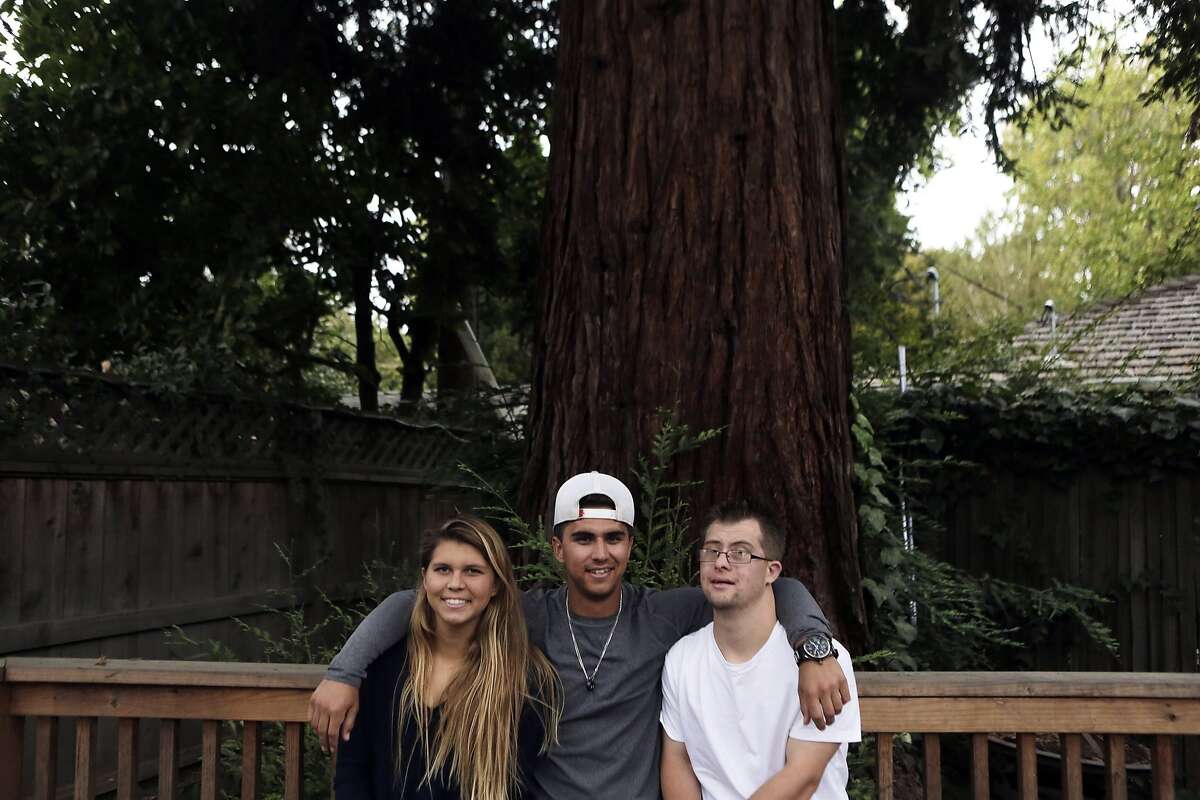 Joc Pederson of the Dodgers inspired by brother’s battles