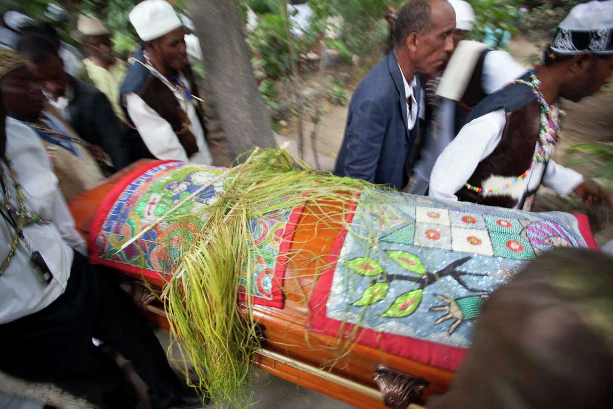 Max Beauvoir, Haiti’s High Priest of Voodoo, Dies at 79