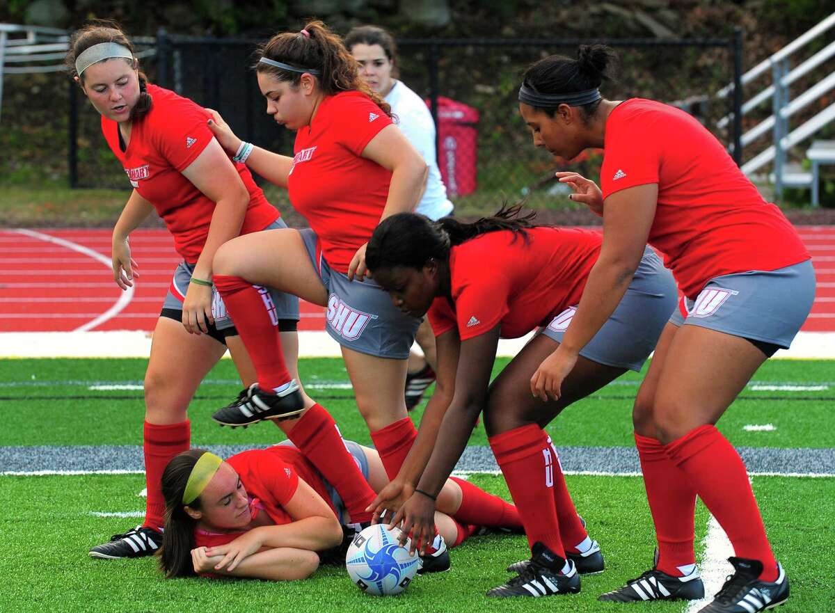 Brian Koonz: The scrum goes varsity for Sacred Heart women