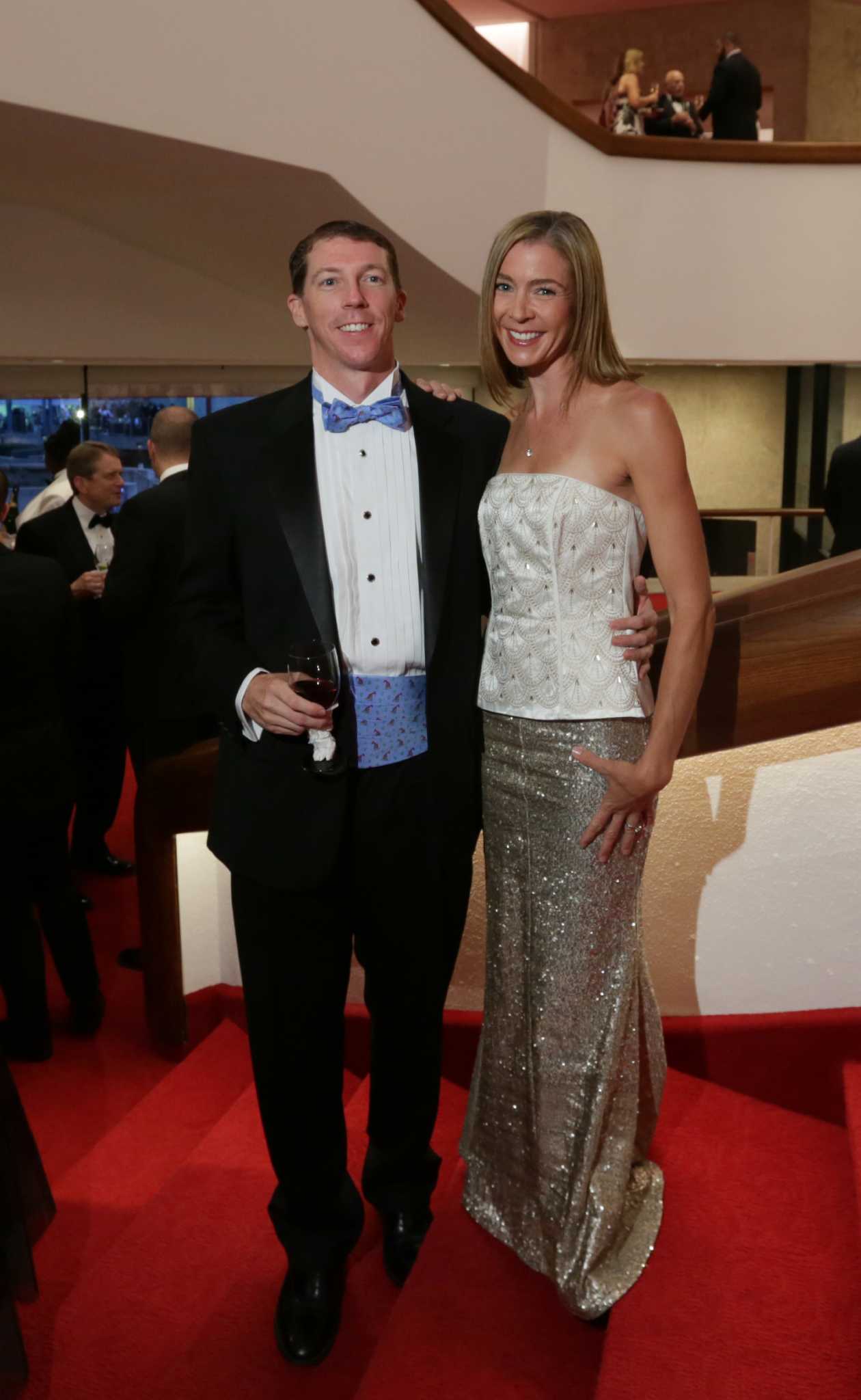 Who's-who of Houston celebrates Alley Theatre reopening