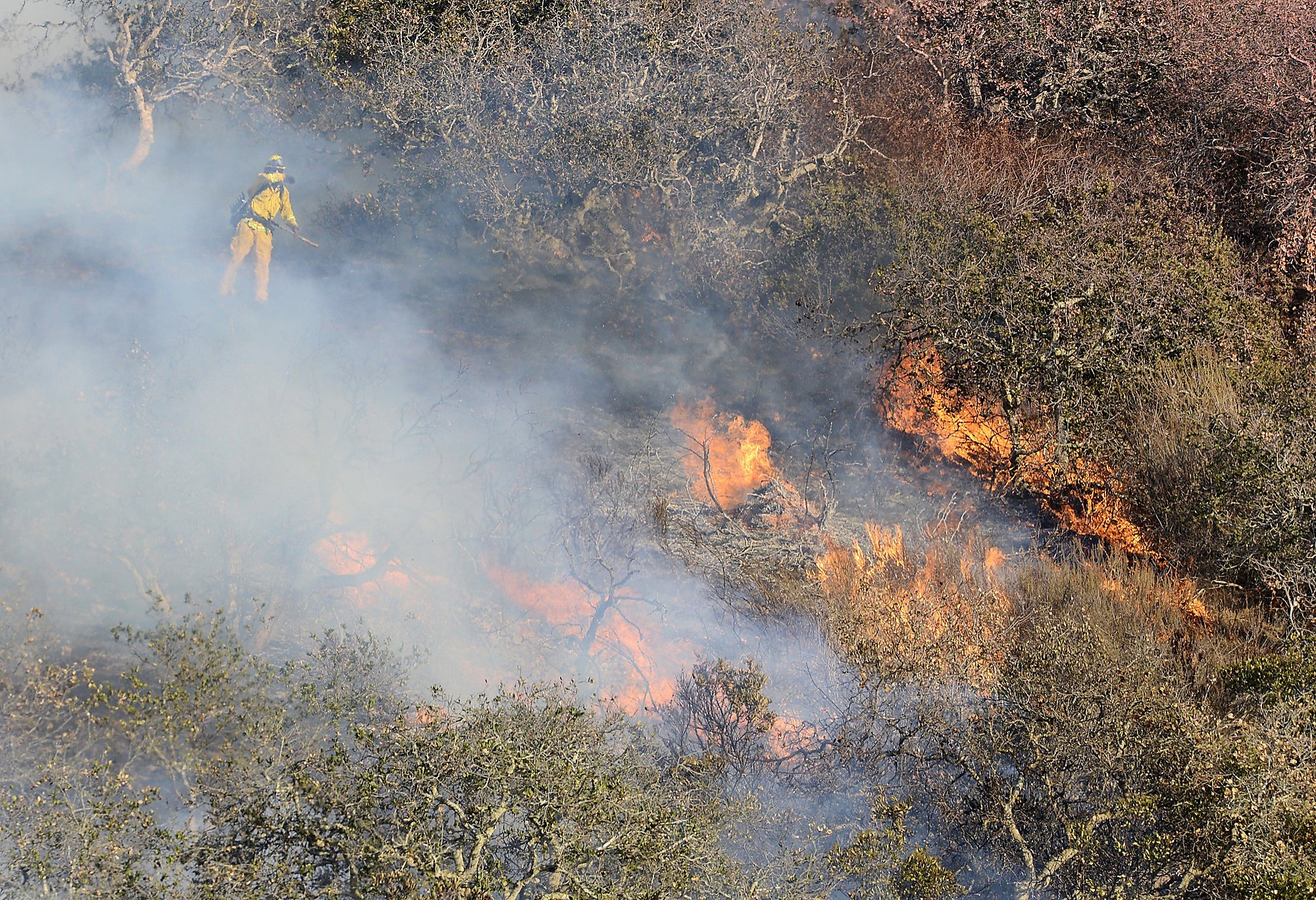 1 killed in Tassajara Fire burning in Monterey County