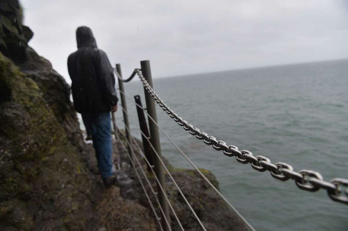 Barriers and safety nets can reduce suicides, Lancet reports