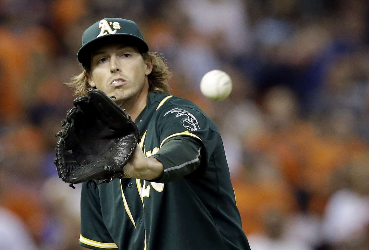 Rookie Ryan Dull making his mark in A’s bullpen