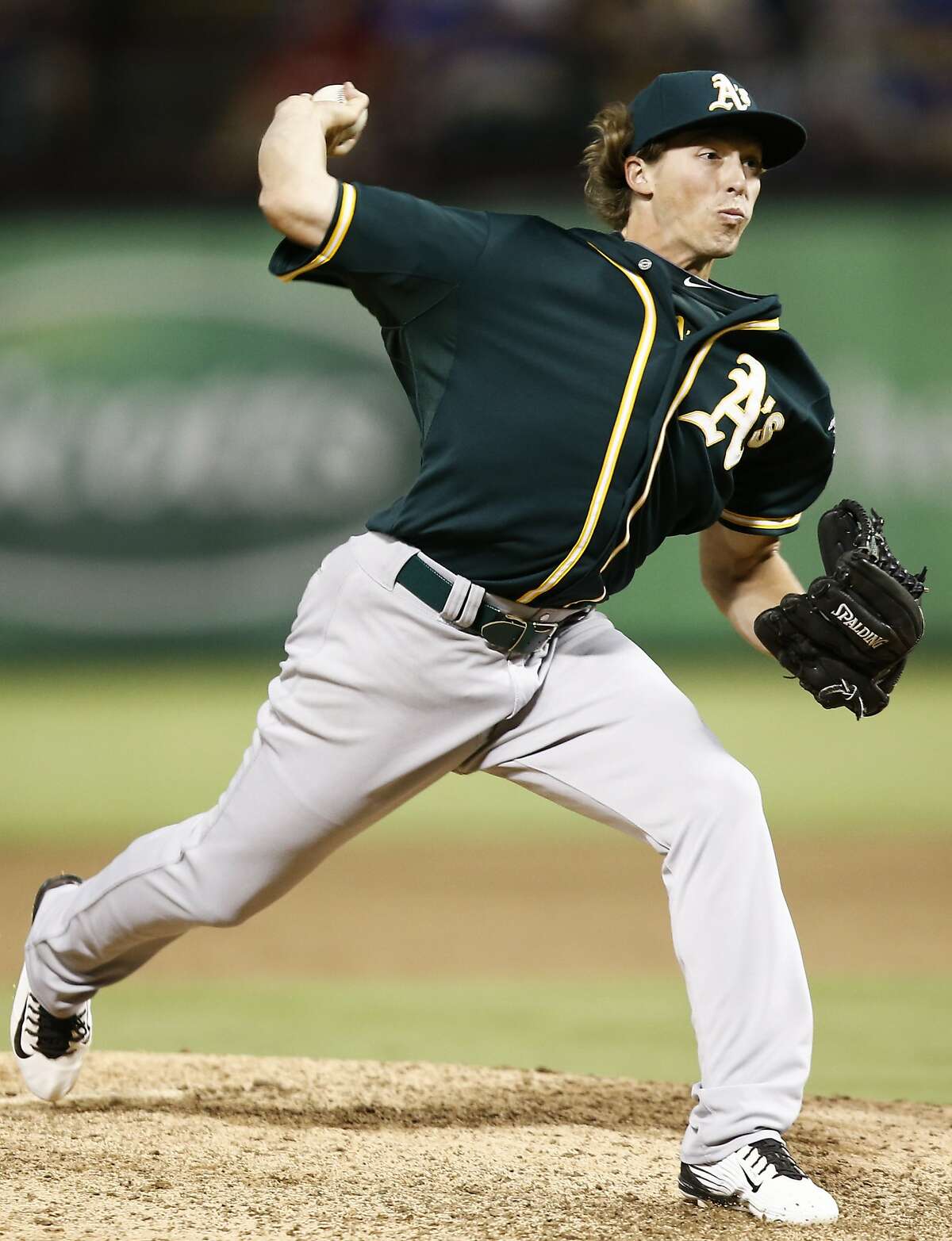 Rookie Ryan Dull making his mark in A’s bullpen
