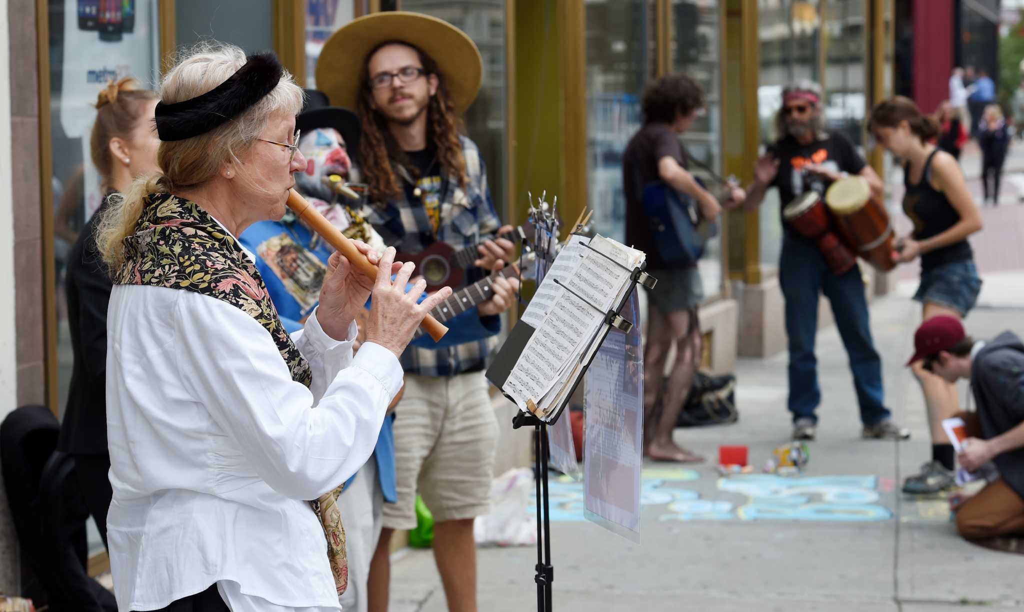 Busker's melodious return