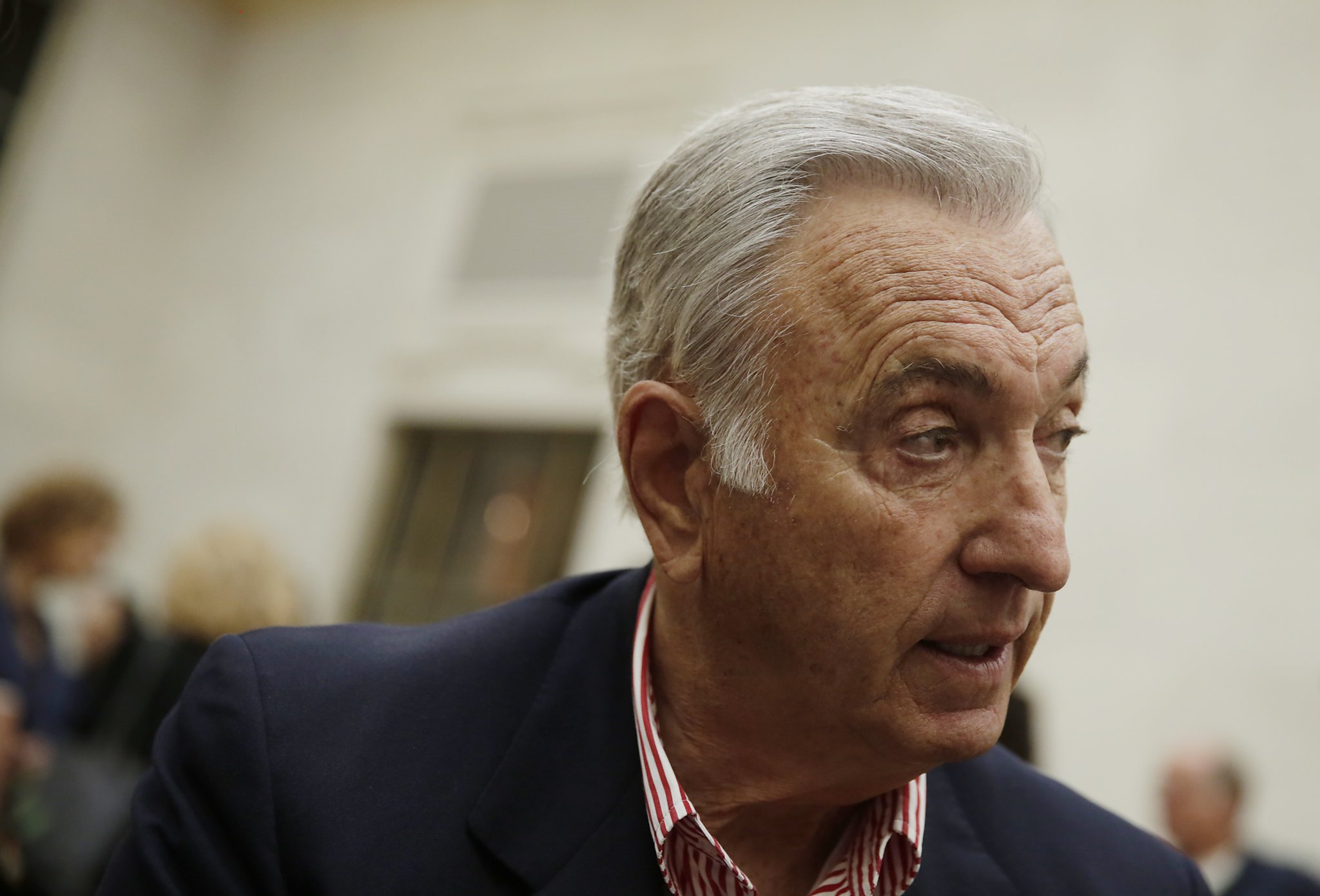 Ex-Mayor Agnos to have quadruple bypass heart surgery