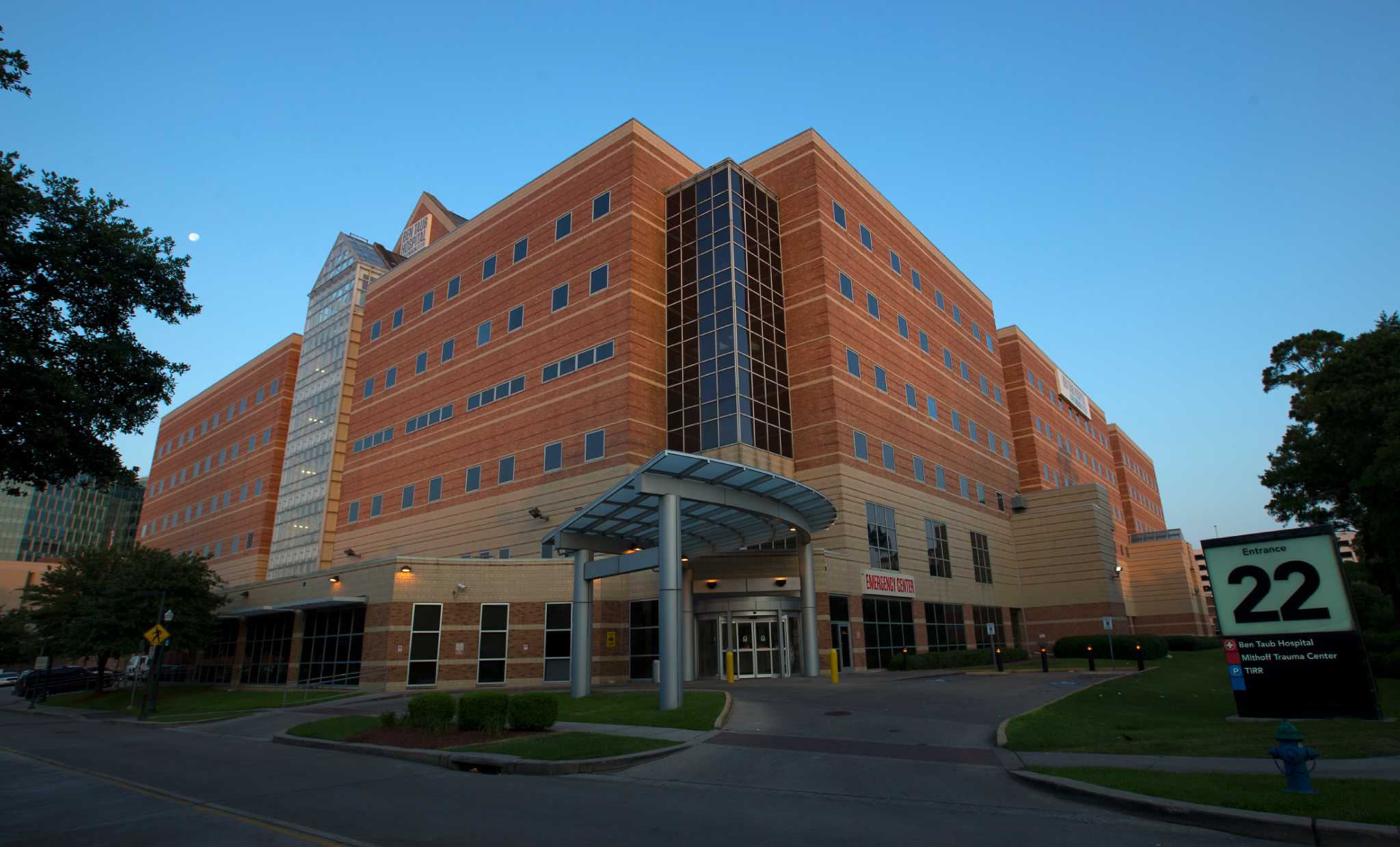 Harris Health spending $70 million on more Ben Taub operating rooms