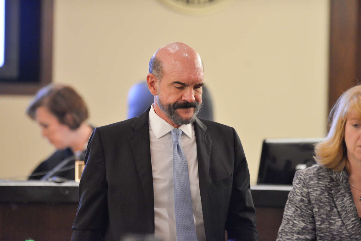 Cop killer's competency trial indefinitely postponed