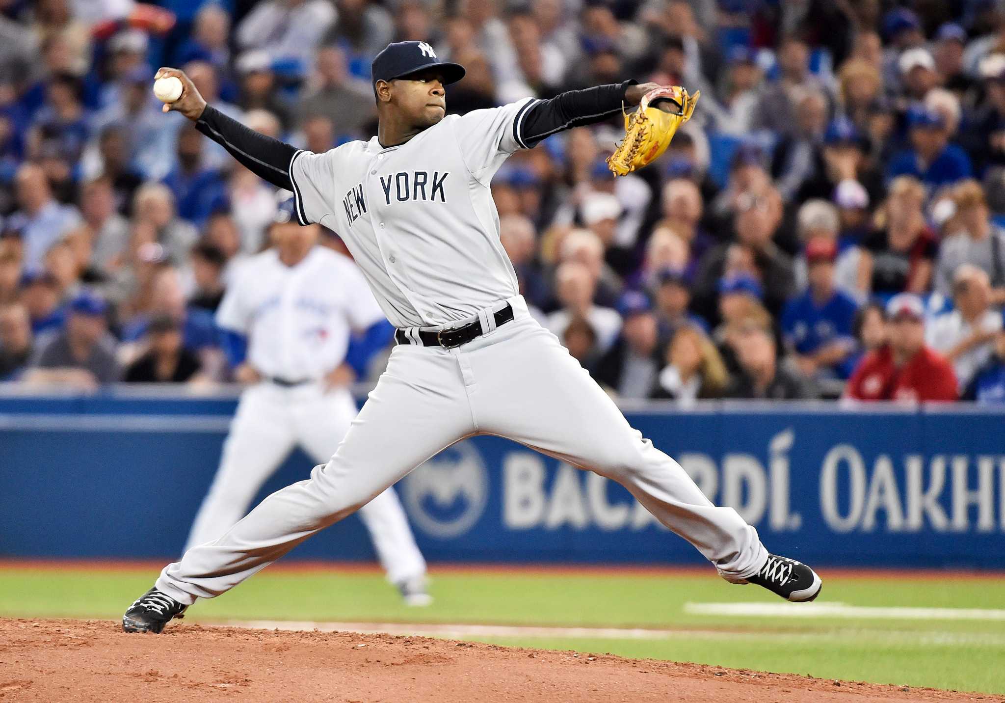 Bird hits tiebreaking HR