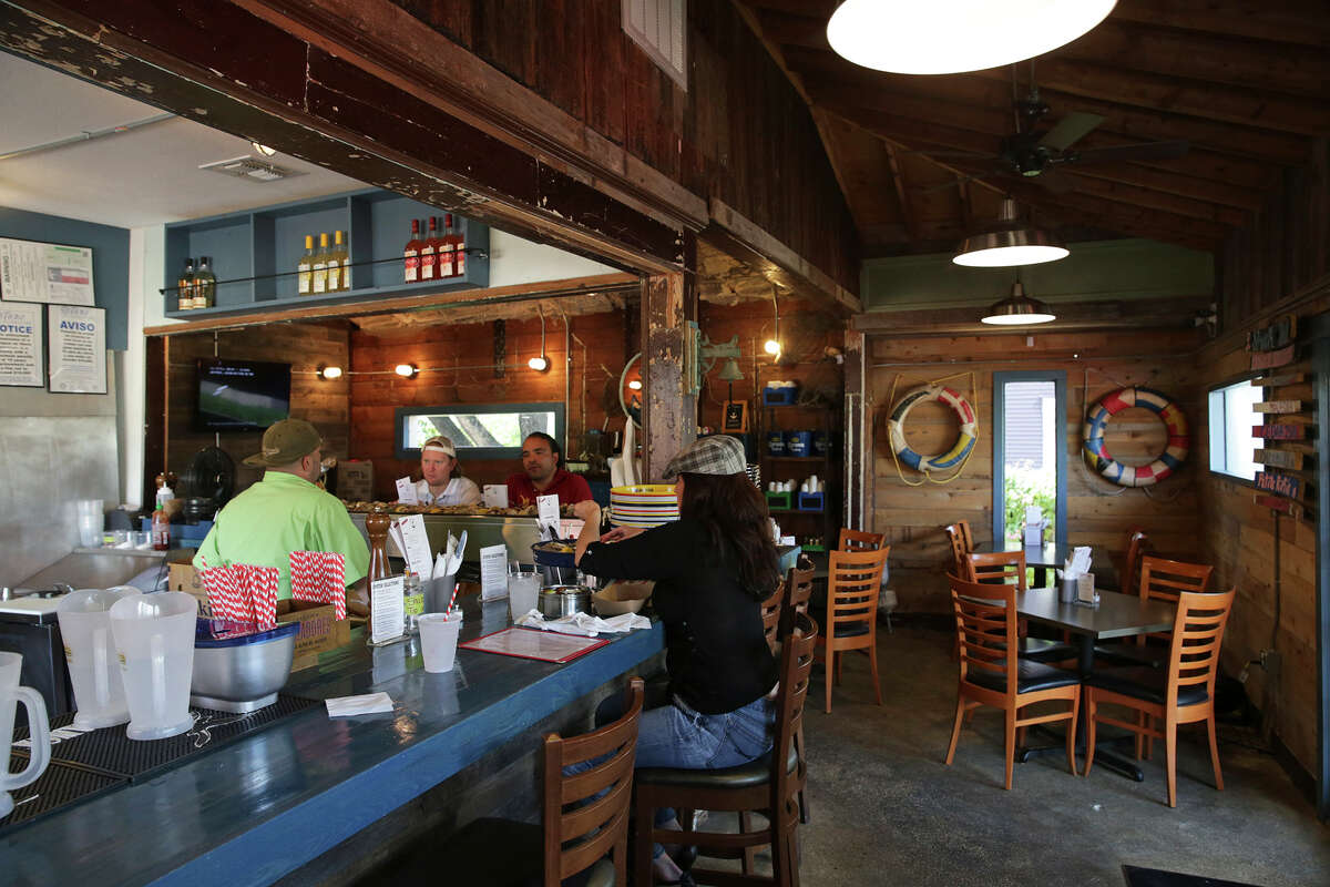 Review: A look at Jason Dady’s Shuck Shack