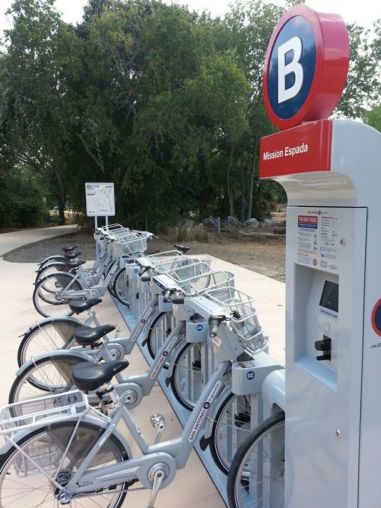 B-Cycle pumps up San Antonio bicycle renting station network