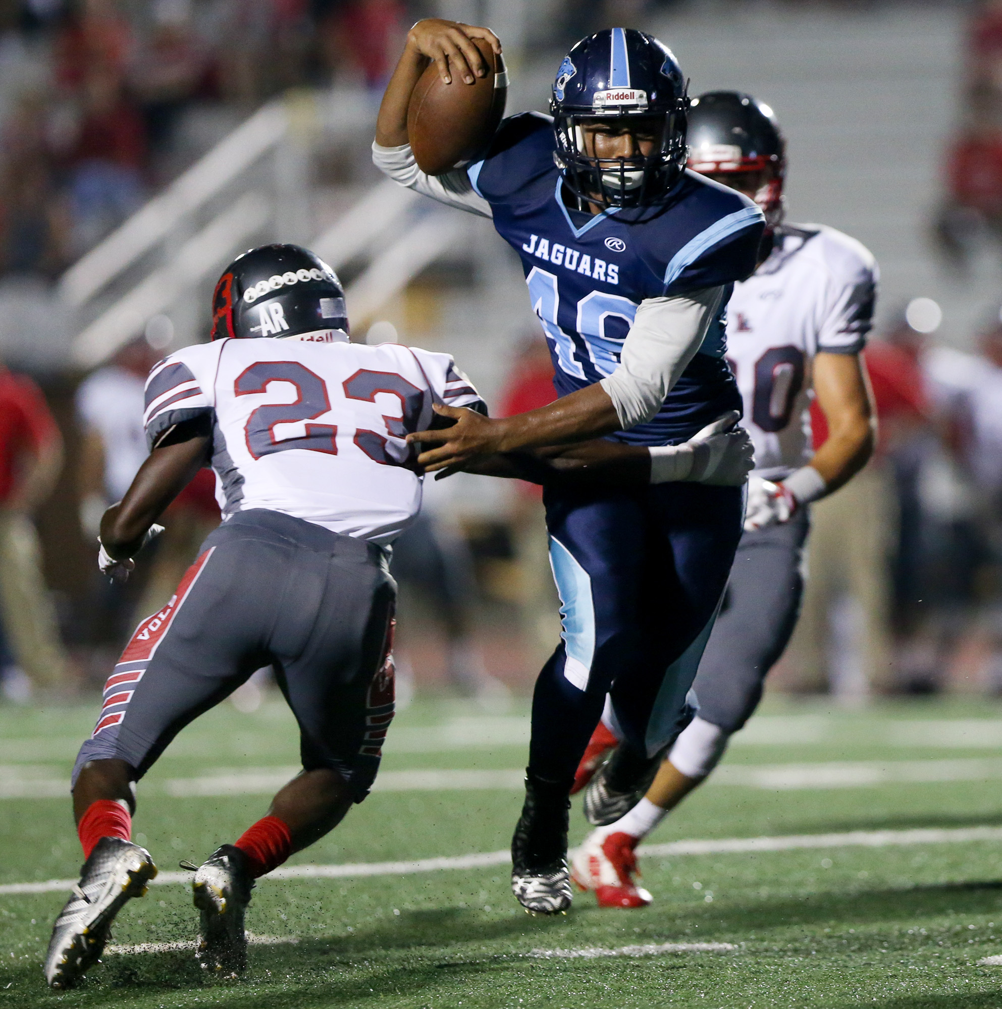 Johnson faced Lee at Comalander Stadium on Friday, Sept. 25, 2015.