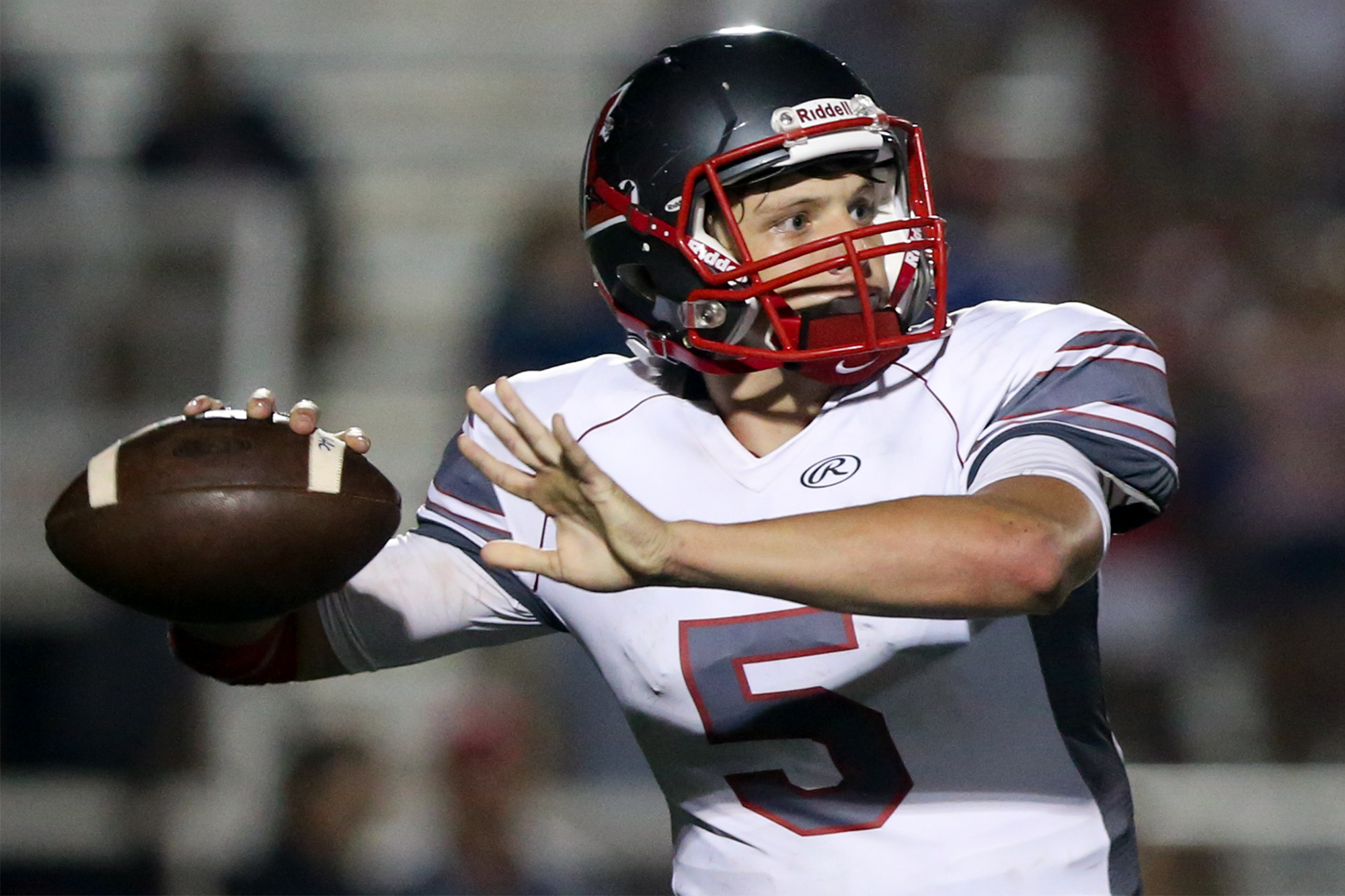 Johnson faced Lee at Comalander Stadium on Friday, Sept. 25, 2015.