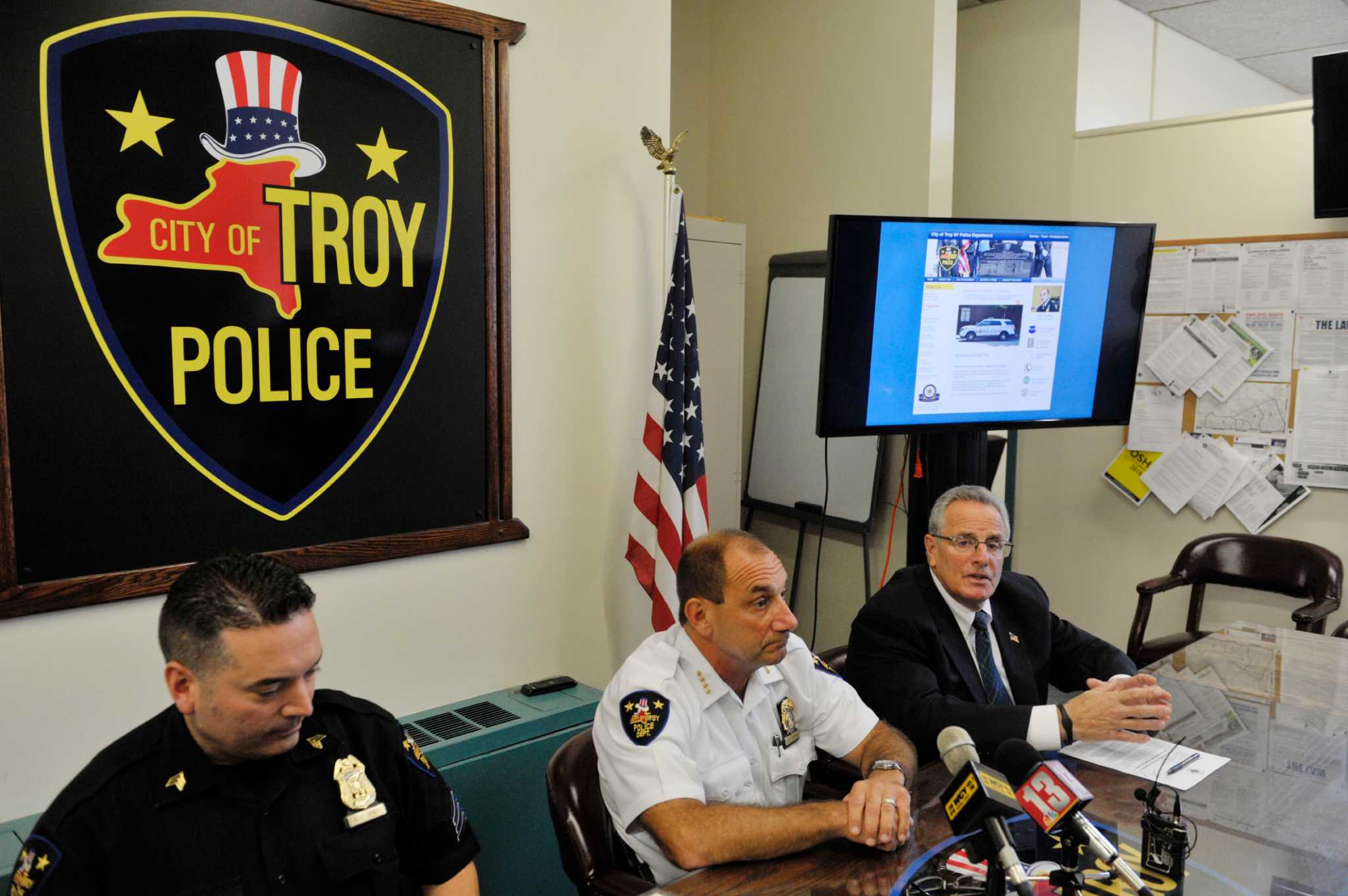 Troy unveils crime reporting system