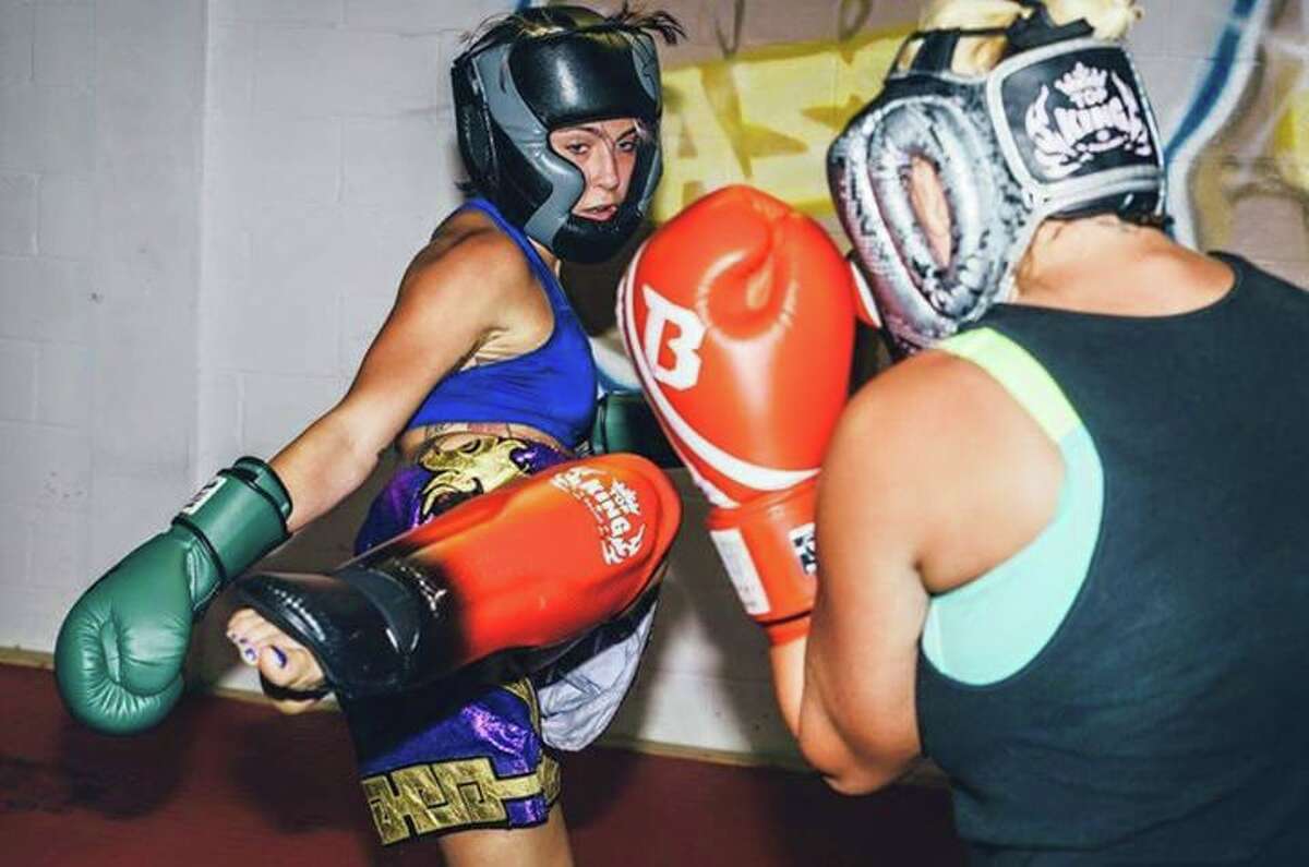 Female MMA fighter: My '12-pound' breasts are making it hard to agree ...